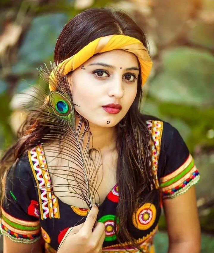 minakshi sharma (@minakshisharma972762436) - PixBender