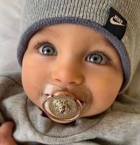 PR: _po_hyu Model: @? - emmi maro on PixBender - PixBe...